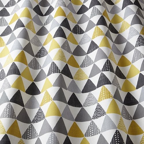 Pyramids Iliv only £16.99p/m